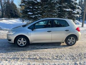 Grey Toyota Auris 2007 in Vilnius, with an engine capacity of 1.36 L and mileage of 250 thousand km for 2150 €, photo 7 on AUTOMOTO.COM.LV