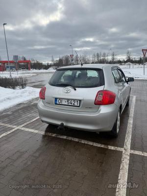 Grey Toyota Auris 2007 in Riga, with an engine capacity of 1.60 L and mileage of 277 thousand km for 2100 €, photo 6 on AUTOMOTO.COM.LV