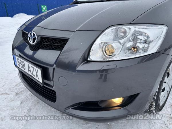 Pelēks Toyota Auris 2007 Paide, ar dzinēja tilpumu 1.60 L un nobraukumu 234 tūkst. km par 2990 €, foto 7 vietnē AUTOMOTO.COM.LV