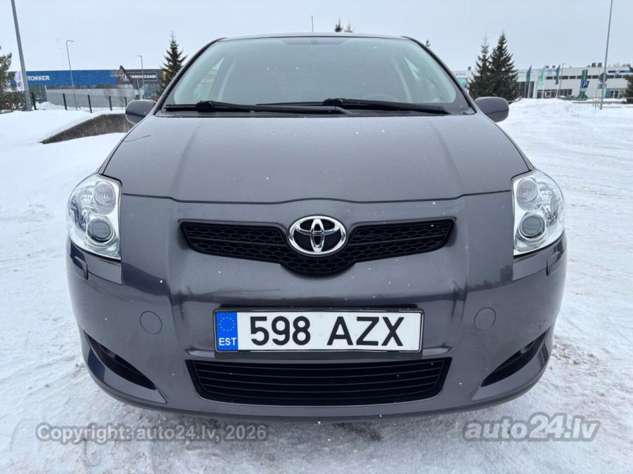 Pelēks Toyota Auris 2007 Paide, ar dzinēja tilpumu 1.60 L un nobraukumu 234 tūkst. km par 2990 €, foto 2 vietnē AUTOMOTO.COM.LV