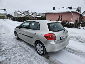 Pelēks Toyota Auris 2007 Viļņa, ar dzinēja tilpumu 1.60 L un nobraukumu 133 tūkst. km par 3200 €, foto 6 vietnē AUTOMOTO.COM.LV