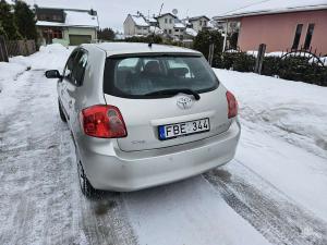 Pelēks Toyota Auris 2007 Viļņa, ar dzinēja tilpumu 1.60 L un nobraukumu 133 tūkst. km par 3200 €, foto 10 vietnē AUTOMOTO.COM.LV