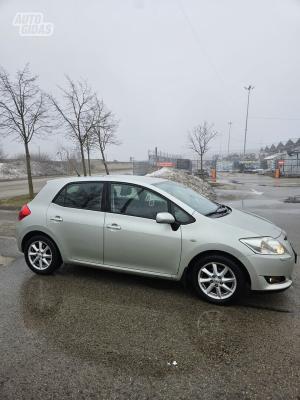 Grey Toyota Auris 2007 in Klaipeda, with an engine capacity of 1.60 L and mileage of 134 thousand km for 3500 €, photo 4 on AUTOMOTO.COM.LV