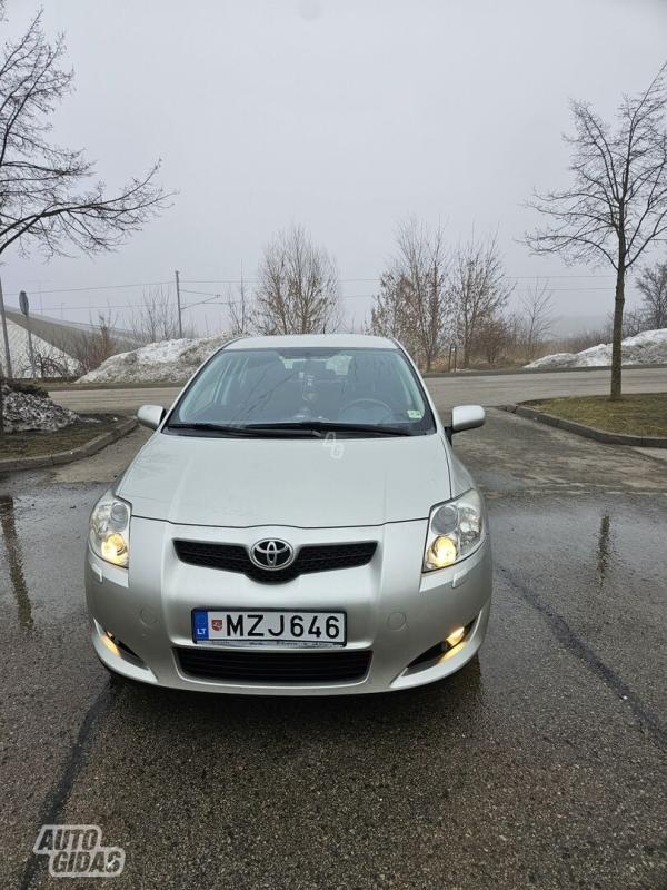 Grey Toyota Auris 2007 in Klaipeda, with an engine capacity of 1.60 L and mileage of 134 thousand km for 3500 €, photo 5 on AUTOMOTO.COM.LV