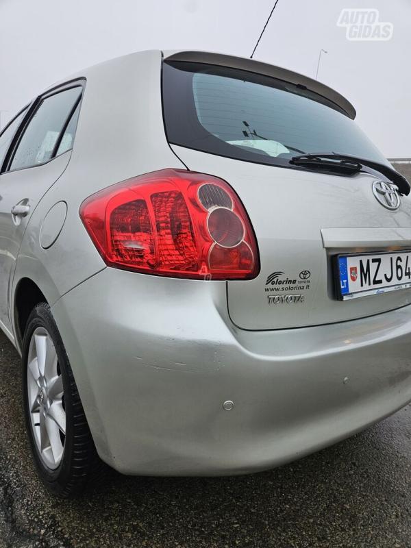 Grey Toyota Auris 2007 in Klaipeda, with an engine capacity of 1.60 L and mileage of 134 thousand km for 3500 €, photo 7 on AUTOMOTO.COM.LV