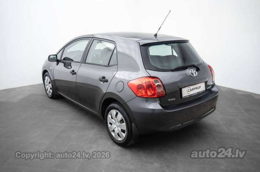 Pelēks Toyota Auris 2007 Tallina, ar dzinēja tilpumu 1.40 L un nobraukumu 111 tūkst. km par 3999 €, foto 7 vietnē AUTOMOTO.COM.LV