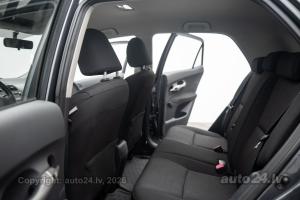 Pelēks Toyota Auris 2007 Tallina, ar dzinēja tilpumu 1.40 L un nobraukumu 111 tūkst. km par 3999 €, foto 9 vietnē AUTOMOTO.COM.LV