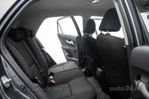 Pelēks Toyota Auris 2007 Tallina, ar dzinēja tilpumu 1.40 L un nobraukumu 111 tūkst. km par 3999 €, foto 10 vietnē AUTOMOTO.COM.LV