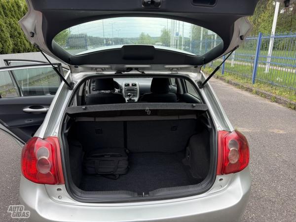 Grey Toyota Auris 2007 in Vilnius, with an engine capacity of 2.00 L and mileage of 132 thousand km for 2200 €, photo 8 on AUTOMOTO.COM.LV