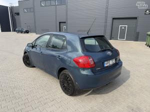 Grey Toyota Auris 2007 in Kaunas, with an engine capacity of 2.00 L and mileage of 290 thousand km for 1890 €, photo 7 on AUTOMOTO.COM.LV