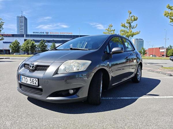 Grey Toyota Auris 2007 in Klaipeda, with an engine capacity of 1.36 L and mileage of 283 thousand km for 2500 €, photo 3 on AUTOMOTO.COM.LV