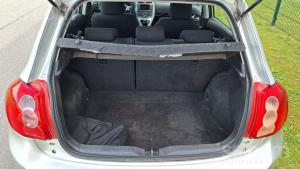 Grey Toyota Auris 2007 in Riga, with an engine capacity of 2.00 L and mileage of 317 thousand km for 1650 €, photo 9 on AUTOMOTO.COM.LV