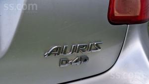 Grey Toyota Auris 2007 in Riga, with an engine capacity of 2.00 L and mileage of 317 thousand km for 1650 €, photo 21 on AUTOMOTO.COM.LV