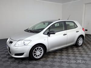 Серый Тойота Аурис 2007 в Таллин, объемом двигателя 1.40 л и пробегом 276 тыс. км за 1799 €, фото 3 на AUTOMOTO.COM.LV