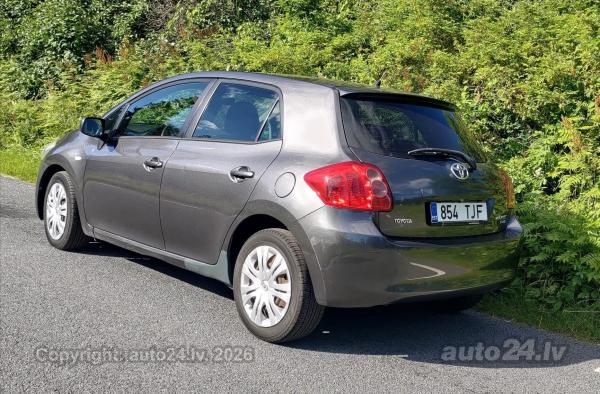 Grey Toyota Auris 2007 in Tallinn, with an engine capacity of 2.00 L and mileage of 0 thousand km for 2200 €, photo 5 on AUTOMOTO.COM.LV