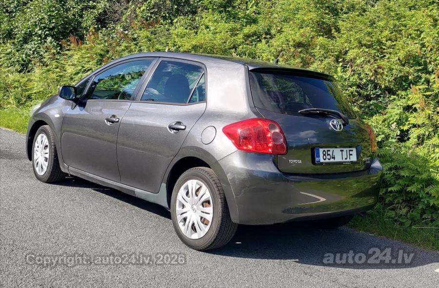 Grey Toyota Auris 2007 in Tallinn, with an engine capacity of 2.00 L and mileage of 0 thousand km for 2200 €, photo 6 on AUTOMOTO.COM.LV