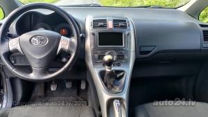 Grey Toyota Auris 2007 in Tallinn, with an engine capacity of 2.00 L and mileage of 0 thousand km for 2200 €, photo 9 on AUTOMOTO.COM.LV