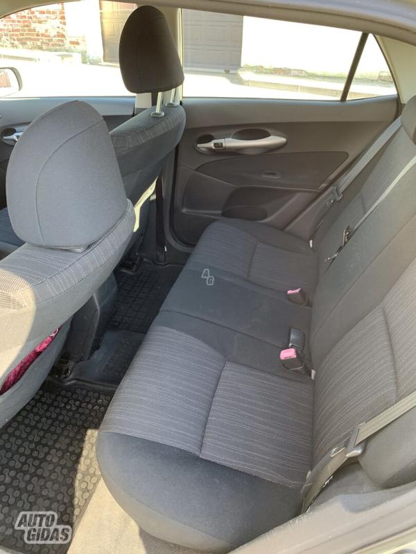 Grey Toyota Auris 2007 in Kaunas, with an engine capacity of 1.40 L and mileage of 263 thousand km for 2300 €, photo 6 on AUTOMOTO.COM.LV
