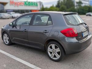 Pelēks Toyota Auris 2007 Viļņa, ar dzinēja tilpumu 2.23 L un nobraukumu 168 tūkst. km par 3000 €, foto 6 vietnē AUTOMOTO.COM.LV
