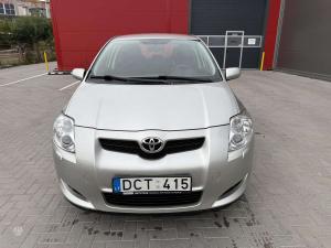 Pelēks Toyota Auris 2007 Viļņa, ar dzinēja tilpumu 1.60 L un nobraukumu 143 tūkst. km par 2500 €, foto 3 vietnē AUTOMOTO.COM.LV