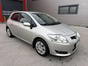 Pelēks Toyota Auris 2007 Viļņa, ar dzinēja tilpumu 1.60 L un nobraukumu 143 tūkst. km par 2500 €, foto 4 vietnē AUTOMOTO.COM.LV
