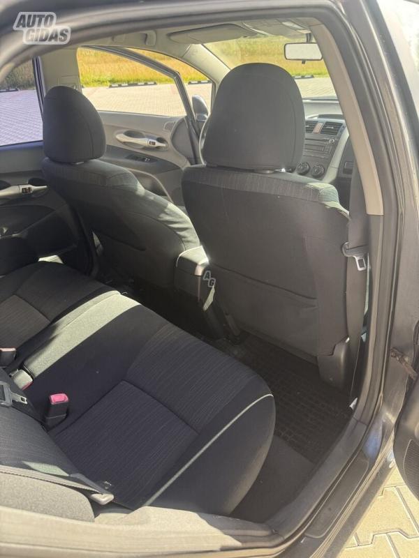 Pelēks Toyota Auris 2007 Šauļi, ar dzinēja tilpumu 2.00 L un nobraukumu 270 tūkst. km par 2250 €, foto 7 vietnē AUTOMOTO.COM.LV