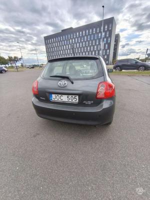 Pelēks Toyota Auris 2007 Kauņa, ar dzinēja tilpumu 2.00 L un nobraukumu 210 tūkst. km par 2450 €, foto 16 vietnē AUTOMOTO.COM.LV