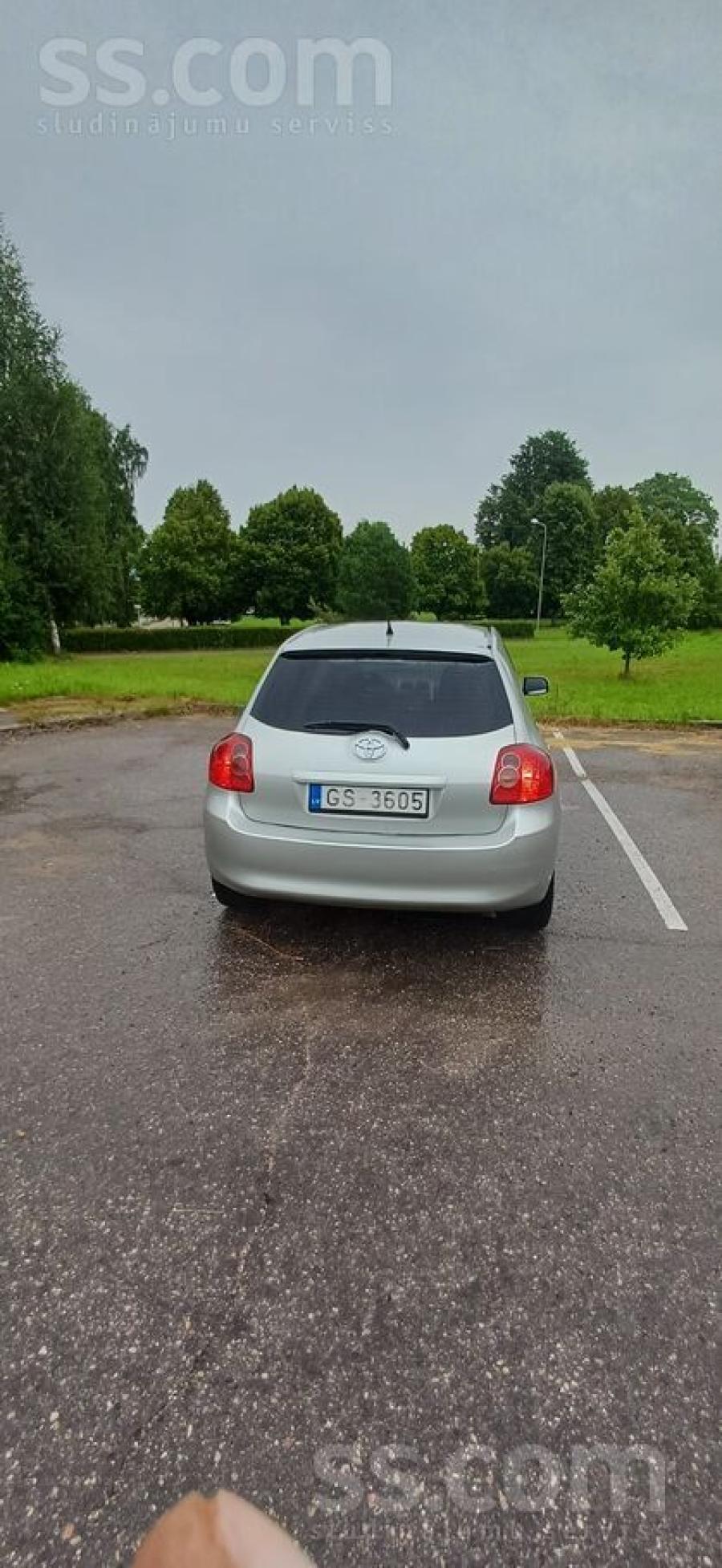 Pelēks Toyota Auris 2007 Rīga, ar dzinēja tilpumu 2.00 L un nobraukumu 240 tūkst. km par 1450 €, foto 6 vietnē AUTOMOTO.COM.LV