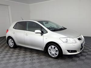 Pelēks Toyota Auris 2007 Tallina, ar dzinēja tilpumu 1.60 L un nobraukumu 237 tūkst. km par 2199 €, foto 11 vietnē AUTOMOTO.COM.LV