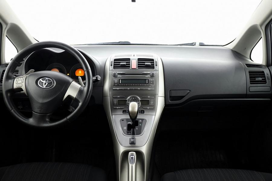 Pelēks Toyota Auris 2007 Tallina, ar dzinēja tilpumu 1.60 L un nobraukumu 237 tūkst. km par 2199 €, foto 15 vietnē AUTOMOTO.COM.LV