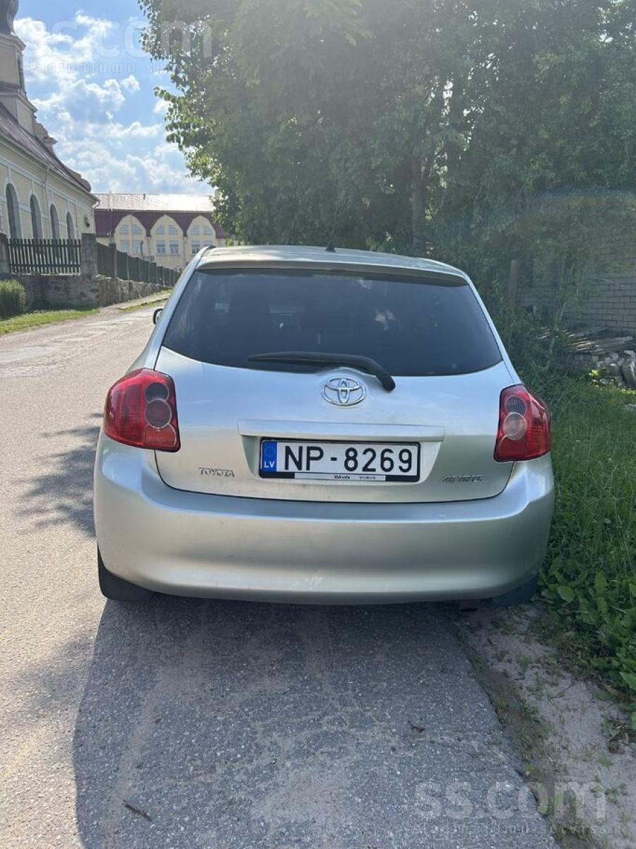 Pelēks Toyota Auris 2007 Rīga, ar dzinēja tilpumu 2.20 L un nobraukumu 0 tūkst. km par 1700 €, foto 7 vietnē AUTOMOTO.COM.LV