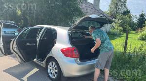 Pelēks Toyota Auris 2007 Rīga, ar dzinēja tilpumu 2.20 L un nobraukumu 0 tūkst. km par 1700 €, foto 11 vietnē AUTOMOTO.COM.LV