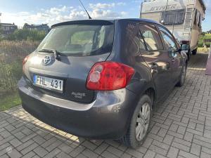 Pelēks Toyota Auris 2007 Kauņa, ar dzinēja tilpumu 2.00 L un nobraukumu 323 tūkst. km par 900 €, foto 4 vietnē AUTOMOTO.COM.LV