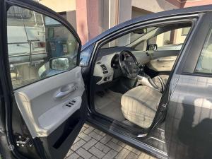 Pelēks Toyota Auris 2007 Kauņa, ar dzinēja tilpumu 2.00 L un nobraukumu 323 tūkst. km par 900 €, foto 11 vietnē AUTOMOTO.COM.LV