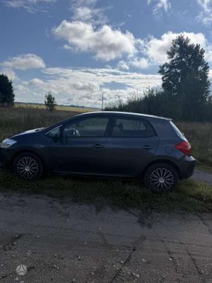 Pelēks Toyota Auris 2007 Mažeikiai, ar dzinēja tilpumu 0.00 L un nobraukumu 263 tūkst. km par 2500 €, foto 5 vietnē AUTOMOTO.COM.LV
