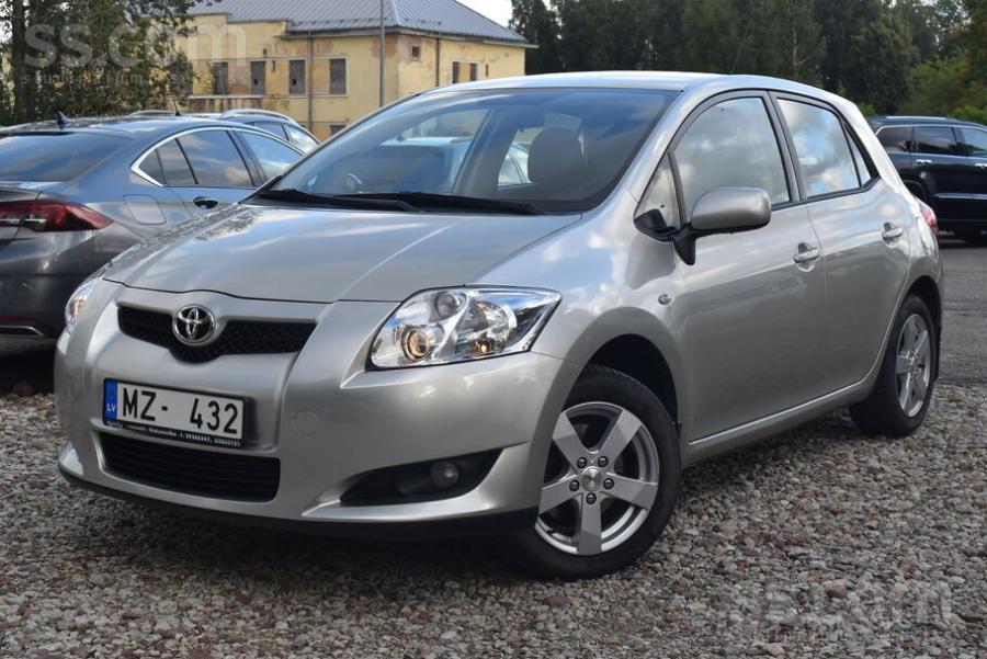Pelēks Toyota Auris 2007 Kuldīga, ar dzinēja tilpumu 2.00 L un nobraukumu 0 tūkst. km par 3150 €, foto 1 vietnē AUTOMOTO.COM.LV