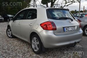 Pelēks Toyota Auris 2007 Kuldīga, ar dzinēja tilpumu 2.00 L un nobraukumu 0 tūkst. km par 3150 €, foto 4 vietnē AUTOMOTO.COM.LV