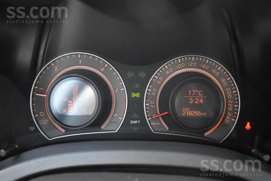 Pelēks Toyota Auris 2007 Kuldīga, ar dzinēja tilpumu 2.00 L un nobraukumu 0 tūkst. km par 3150 €, foto 14 vietnē AUTOMOTO.COM.LV