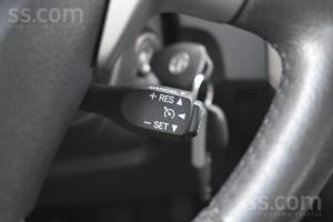 Pelēks Toyota Auris 2007 Kuldīga, ar dzinēja tilpumu 2.00 L un nobraukumu 0 tūkst. km par 3150 €, foto 17 vietnē AUTOMOTO.COM.LV