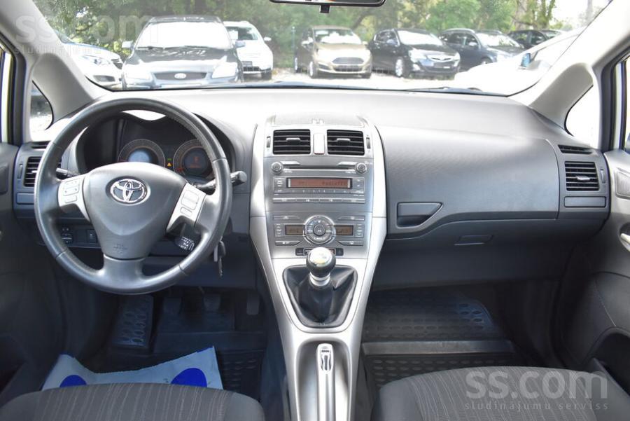 Pelēks Toyota Auris 2007 Kuldīga, ar dzinēja tilpumu 2.00 L un nobraukumu 0 tūkst. km par 3150 €, foto 21 vietnē AUTOMOTO.COM.LV