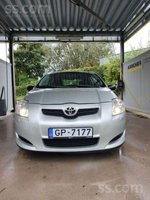 Grey Toyota Auris 2007 in Riga, with an engine capacity of 1.40 L and mileage of 310 thousand km for 2150 €, photo 6 on AUTOMOTO.COM.LV