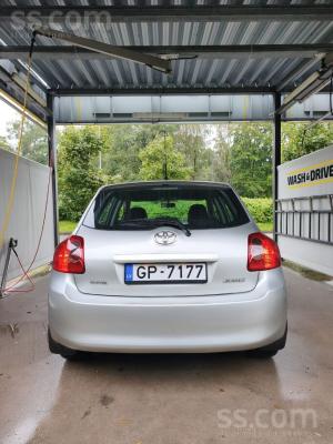Grey Toyota Auris 2007 in Riga, with an engine capacity of 1.40 L and mileage of 310 thousand km for 2150 €, photo 7 on AUTOMOTO.COM.LV
