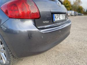 Grey Toyota Auris 2007 in Silute, with an engine capacity of 2.00 L and mileage of 350 thousand km for 3200 €, photo 10 on AUTOMOTO.COM.LV