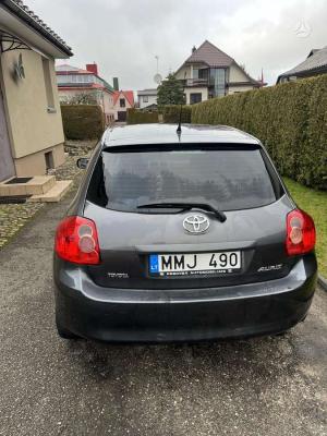 Pelēks Toyota Auris 2008 Šilalė, ar dzinēja tilpumu 2.00 L un nobraukumu 288 tūkst. km par 2950 €, foto 4 vietnē AUTOMOTO.COM.LV