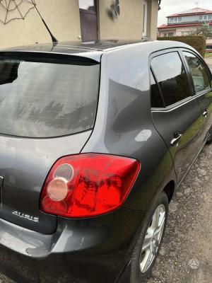 Pelēks Toyota Auris 2008 Šilalė, ar dzinēja tilpumu 2.00 L un nobraukumu 288 tūkst. km par 2950 €, foto 19 vietnē AUTOMOTO.COM.LV