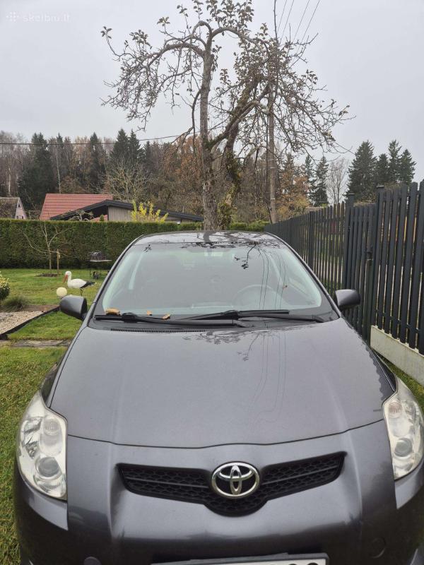 Pelēks Toyota Auris 2008 Plungė, ar dzinēja tilpumu 1.40 L un nobraukumu 302 tūkst. km par 2350 €, foto 4 vietnē AUTOMOTO.COM.LV