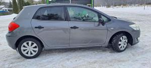 Pelēks Toyota Auris 2008 Jonava, ar dzinēja tilpumu 2.00 L un nobraukumu 252 tūkst. km par 1850 €, foto 4 vietnē AUTOMOTO.COM.LV