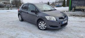 Pelēks Toyota Auris 2008 Jonava, ar dzinēja tilpumu 2.00 L un nobraukumu 252 tūkst. km par 1850 €, foto 7 vietnē AUTOMOTO.COM.LV