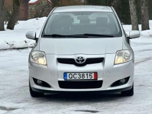 Grey Toyota Auris 2008 in Vilnius, with an engine capacity of 1.36 L and mileage of 236 thousand km for 3200 €, photo 2 on AUTOMOTO.COM.LV
