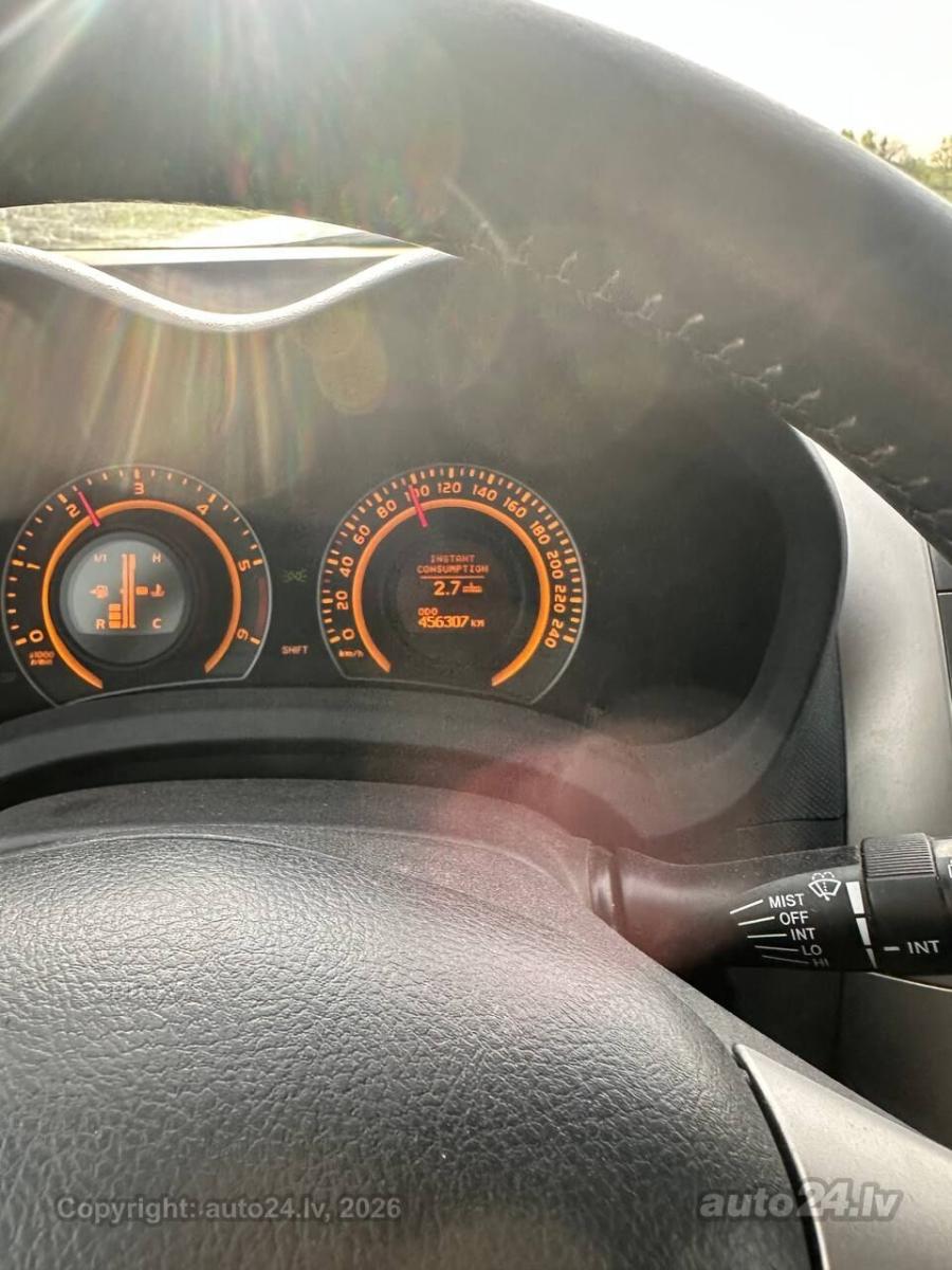 Pelēks Toyota Auris 2008 Mardu, ar dzinēja tilpumu 1.40 L un nobraukumu 426 tūkst. km par 1990 €, foto 12 vietnē AUTOMOTO.COM.LV